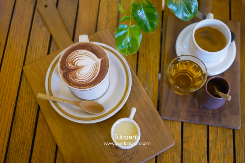 Charlotte Hut Coffee & Tea Bar คาเฟ่น่ารัก สุดมินิมอล | ไปด้วยกัน ...