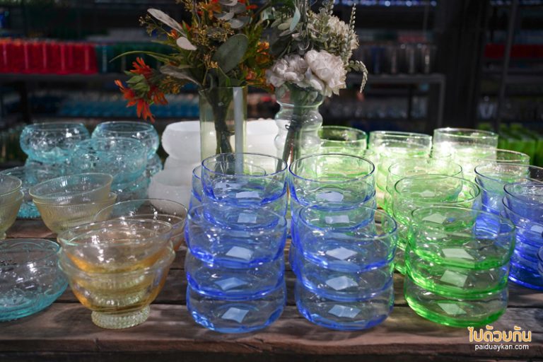 Eastern Glass คาเฟ่ในโรงงานแก้วสุดเท่ ย่านบางแค | ไปด้วยกัน เว็บไซต์ ...